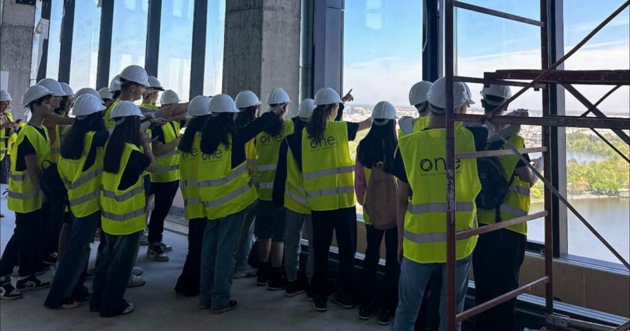 Connecting with students for a better future!